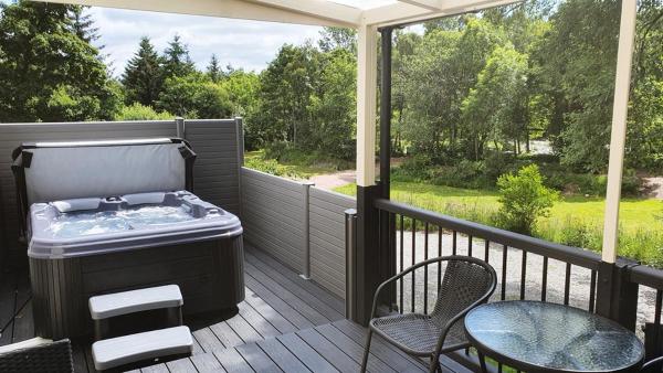 Holiday Home Riverside By Interhome - Loch Ness