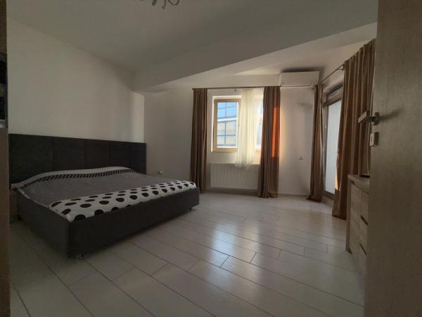 White Luxury Apartament - Constanța