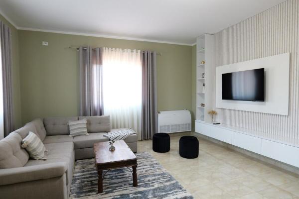 Villa Mesi Bridge By River - Albania