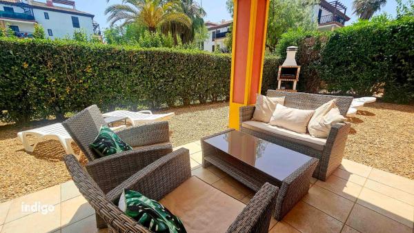 (Cap001) Con Jardín Y Acceso A La Piscina. - Ayamonte