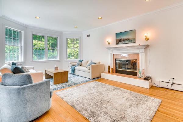 Serene Hudson Valley Escape With Pool And Grill - Brewster, NY