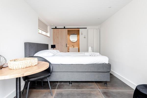 Fazantisch Studio For 2 With Private Parking - Zandvoort