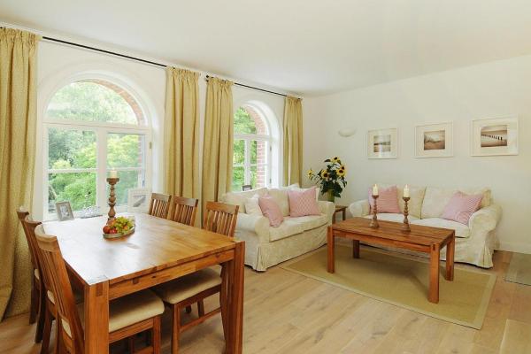 Gutshaus Zicker In Garz, Cleaning Included - Greifswald