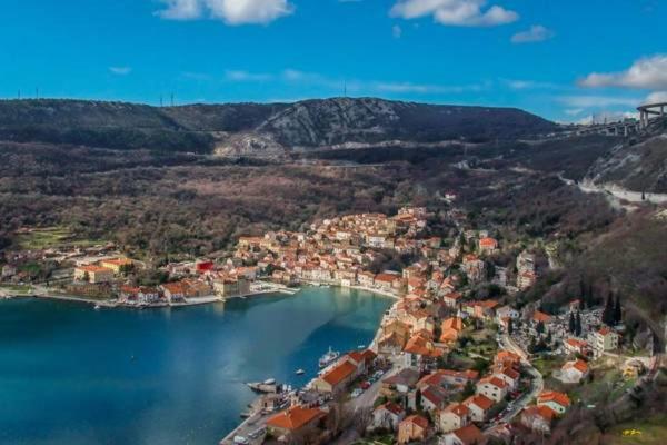 Apartments By The Sea Bakar, Rijeka - 15553 - Bakar