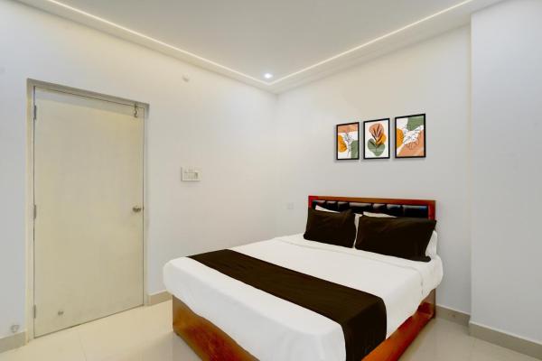 Hotel O Genz Lavish Syays - Medchal