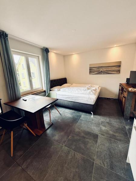 The R Apartment Weinsteig, Comfort And Serenity - Schaffhausen
