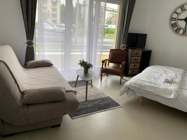 La Colline Aux Oiseaux - Caen