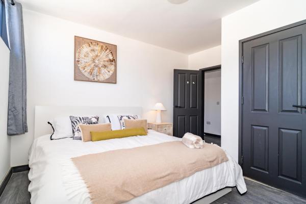 Penthouse City Centre Apartment - Tonbridge