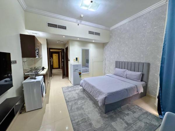 Studio Apartment Near Deira City Centre Mall And Metro With Gym And Pool - Dubai