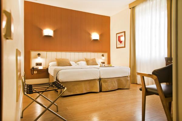 Hotel Los Condes - Coslada
