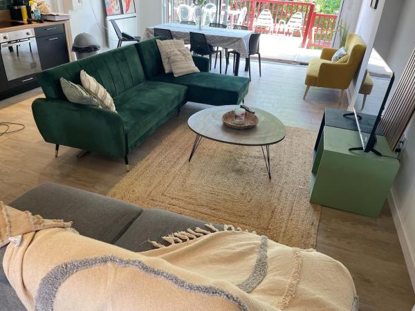 Large Apartment With Mountain View In Espelette - Ainhoa