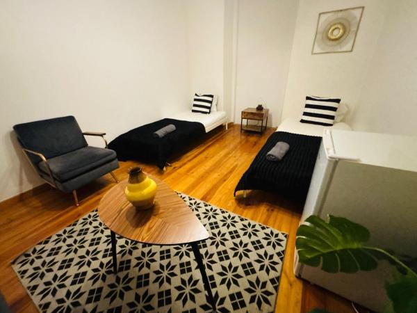 Nice And Spacious In Central Lisbon, Ideal For Tourists - Lisbon