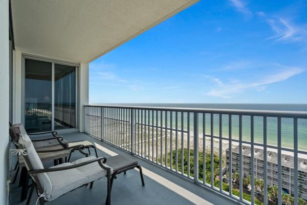 Emerald Dolphin Unit 1450 - Pensacola Beach, FL