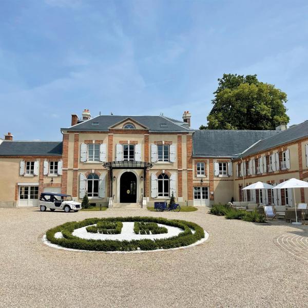 Les Suites Bb, Champagne Besserat De Bellefon - Ay
