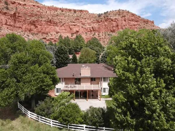 Room For 14- Kanab Ranch Home On Acreage - Views - Kanab, UT