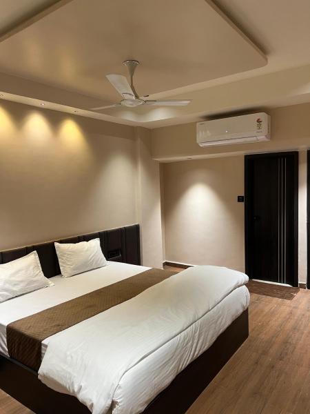Hotel Presidency - Surat