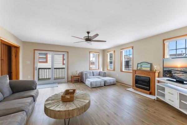 219 W Chestnut Ave - Wildwood, NJ