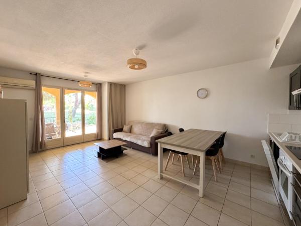 Jolie T2 - Sierra Léone 218 - Canet-en-Roussillon