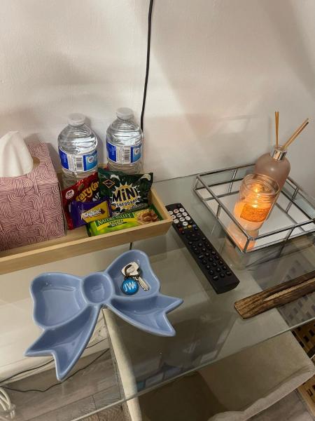 Female Divine Deluxe Twin Room - Greenwich