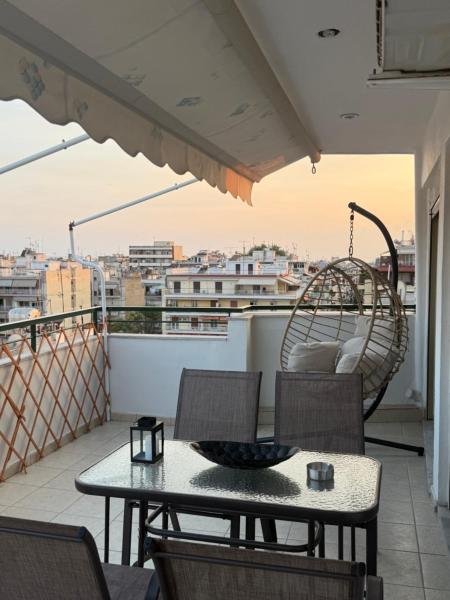 Zen Den Balcony - Thessaloniki Airport Makedonia (SKG)