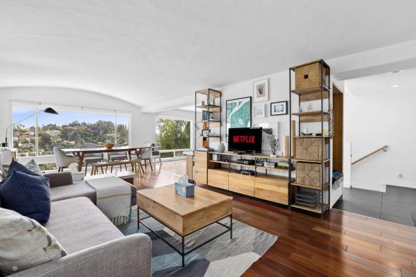 Spectacular Views And Tranquil Retreat In Los Feliz - Arts District - Los Angeles