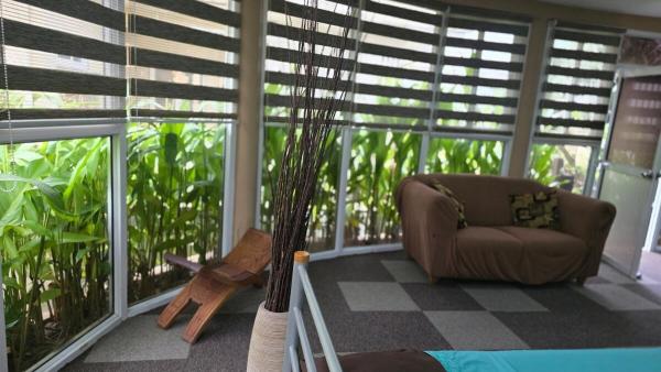Serenity Studio - Suriname