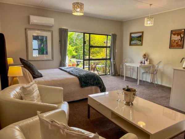 Swan House - Martinborough