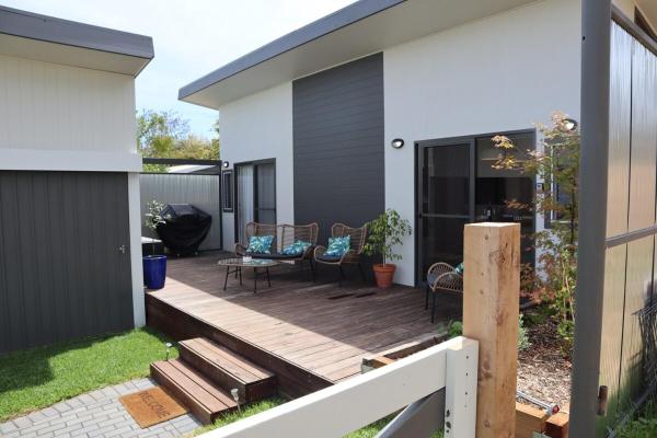 Sunny Vale - McLaren Vale