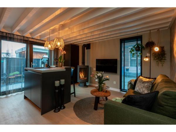 Cosy Holiday Home In Zoutelande, Cleaning Included - Westkapelle