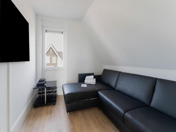 Holiday Home In Stavoren By Private Jetty, Cleaning Included - Stavoren