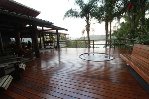 Casa 7suítes - Vista Para Barra Do Sahy - São Sebastião