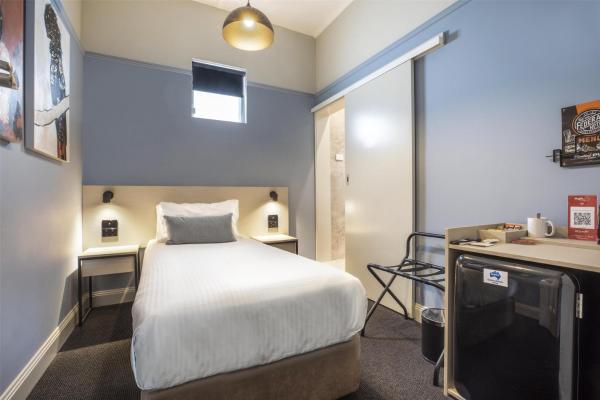 Nightcap At Federal Hotel Mt Gambier - Mount Gambier