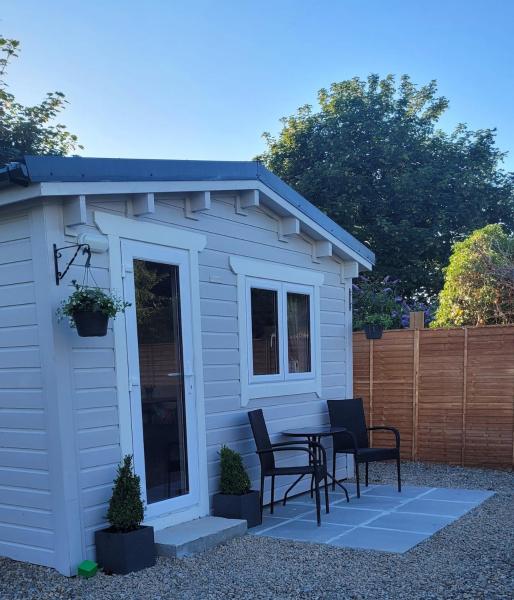Quiet Cozy Cabin Near Galway City Ballybrit - County Galway