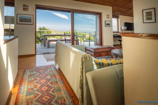 Shutters On Hilltop, Scarborough - ケープタウン