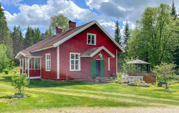3 Bedroom Pet Friendly Home In Grimsås - Tranemo