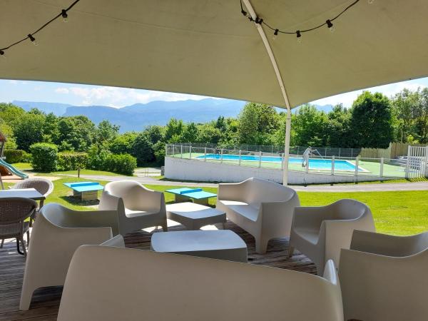 Camping Le Balcon De Chartreuse - Le Bourg-d'Oisans
