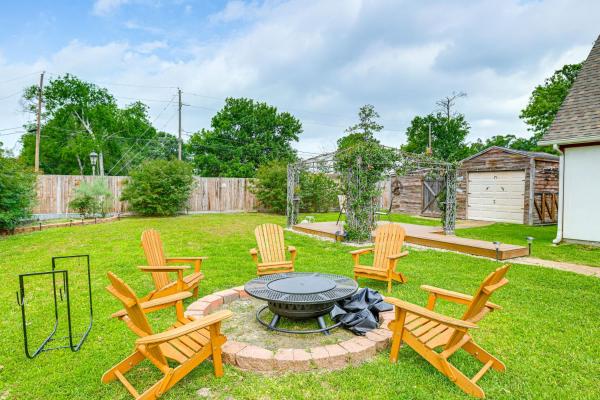 Private Backyard Oasis Spacious Home In Humble! - Kingwood - Houston