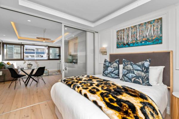 Studio W Queen Bed, Sea Views, Promenade, Fast Wifi - Camps Bay
