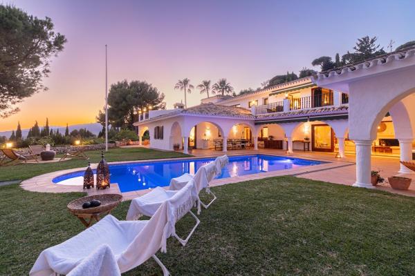 Lyx Homes Villa In Mijas With Private Heated Pool - Alhaurín el Grande