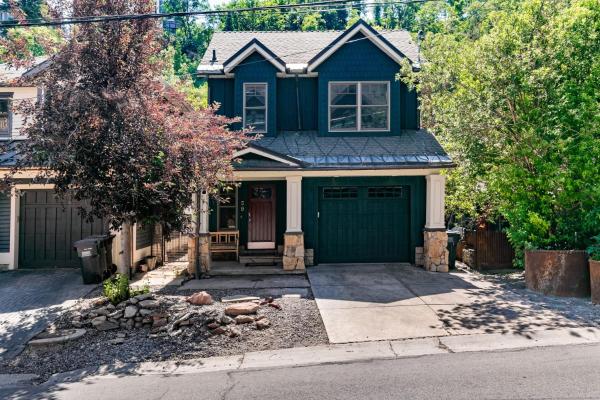 Red Hawk By Avantstay Charming Cabin W Theatre Spa 5mins To Deer Valley Mtn - Park City, UT
