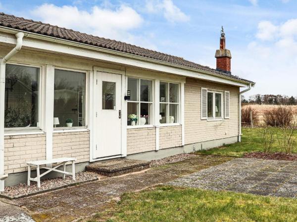 Family Holiday Home By The Sea - Laholm
