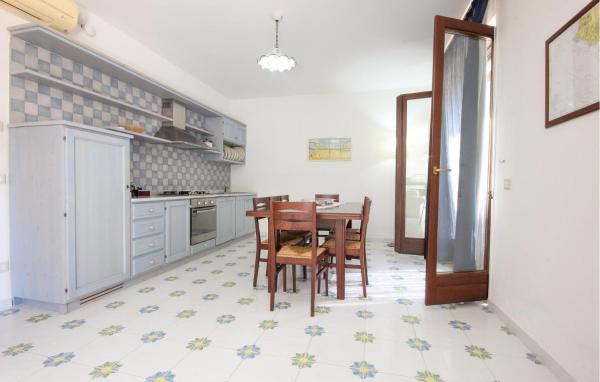 5 Bedroom Beautiful Home In Sessa Cilento - Acciaroli