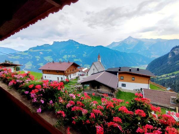 Apartment In Hippach With A Dream View, Cleaning Included - Mayrhofen