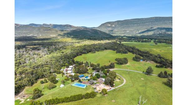Halls Haven Tiny House 2 By Tiny Away - Halls Gap
