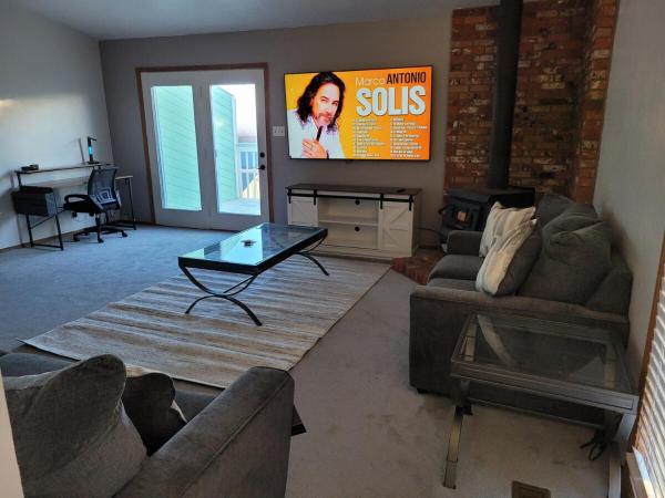 Your Cozy Little House Away From Home Plus Jacuzzy - Wendover, UT