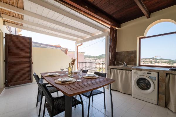 Panoramic View - Moderno Con Terrazza E Wi-fi - Villasimius