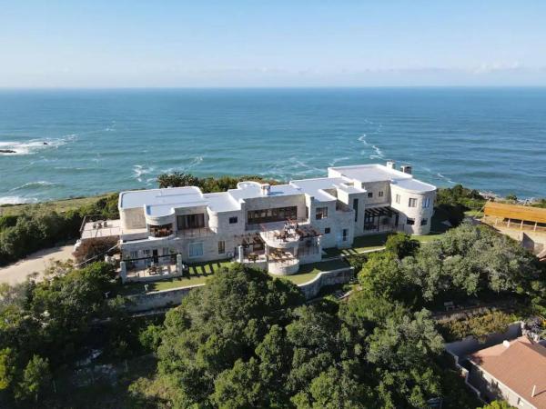 Castle On The Heads - Knysna