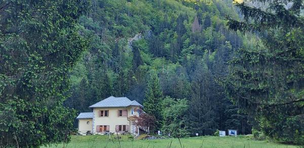 Dom Dr Klementa Juga V Lepeni - Soča