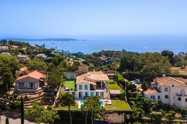 Villa With 8 Bedrooms, Sea View, Great Comfort - Cannes