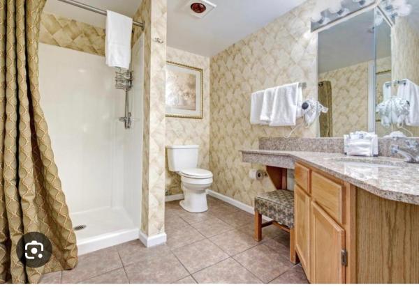 Gatlinburg Town Square - Pigeon Forge, TN